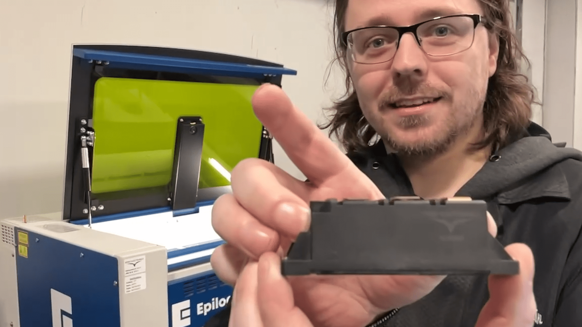 Laser Marking Microelectronics, Semiconductors & PCBs for Supply Chain Security – Spirit Electronics